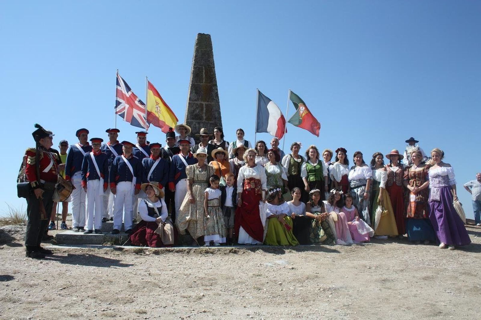 Trajes de época y soldados, Arapiles conmemora los 212 años de su batalla