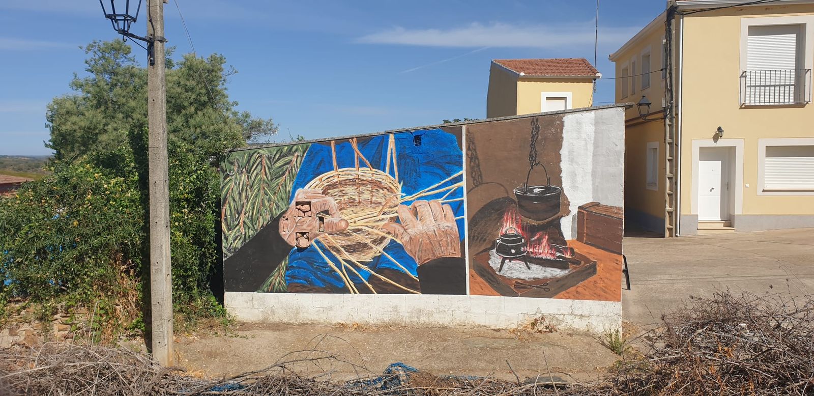 Villaflor suma color a sus paredes con nuevos murales