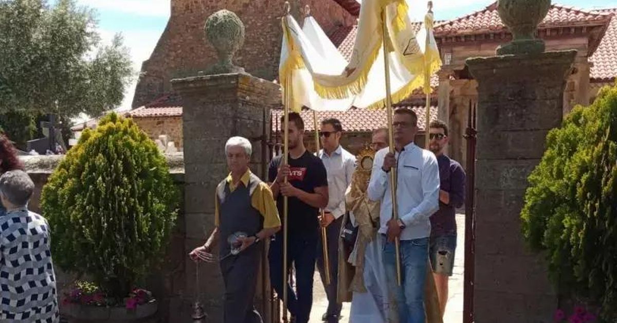 Fuente Encalada y Junquera, los únicos reductos de "los tres jueves que ...