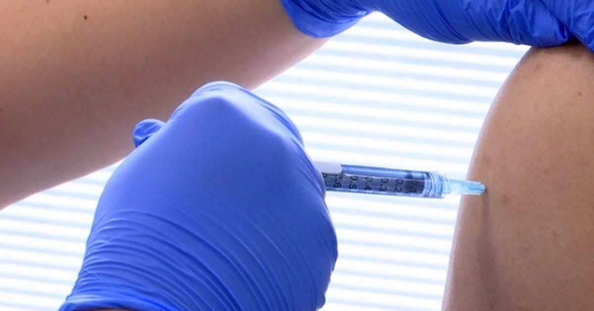 Las vacunas de ARNm protegen contra el COVID-19 grave durante el embarazo