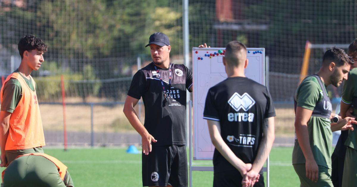 Oriol Riera da la clave para el derbi: “Ser valientes y dominadores”