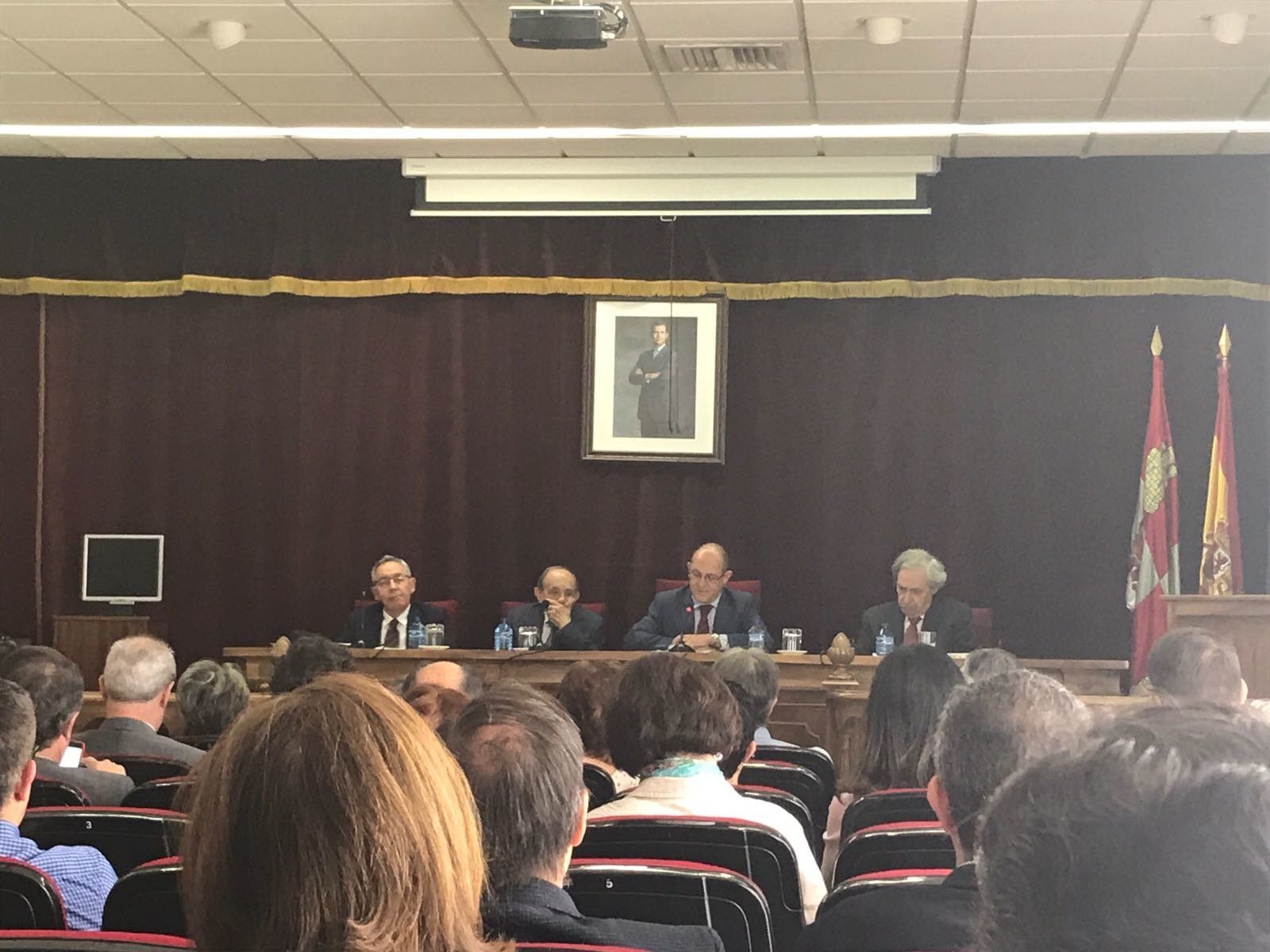 Acto de homenaje al profesor jubilado Miguel Ángel Rodilla