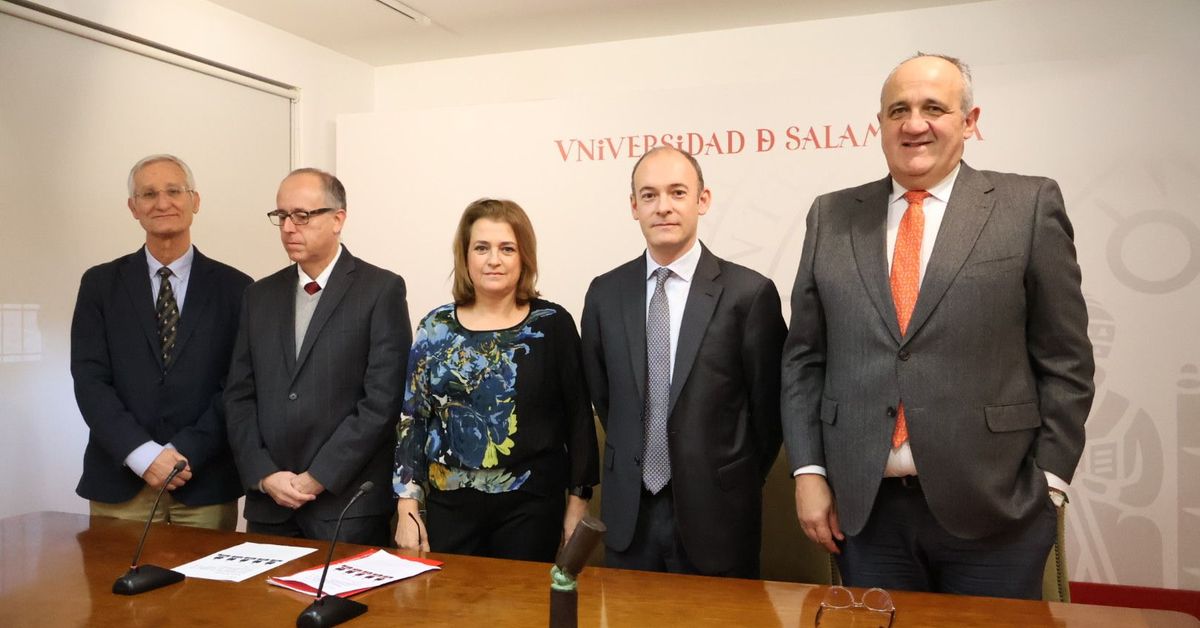 Aleix Prat recoge el premio de investigación en cáncer 'Doctores Diz ...