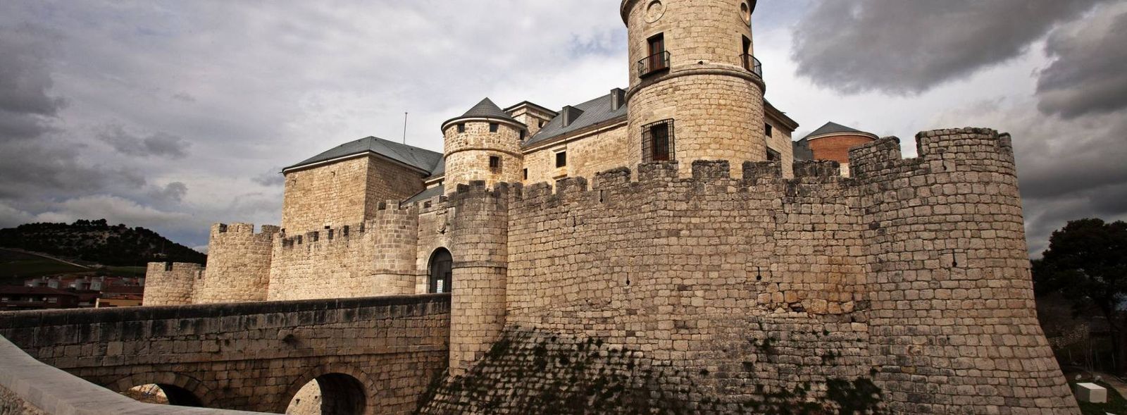 El zamorano José María Burrieza, nuevo director del Archivo General de ...