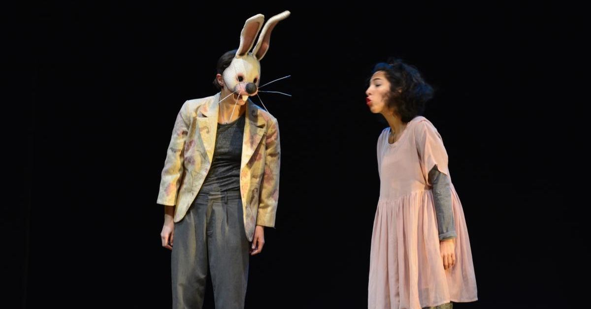 ‘Alicia’ regresa el teatro a la biblioteca Torrente Ballester