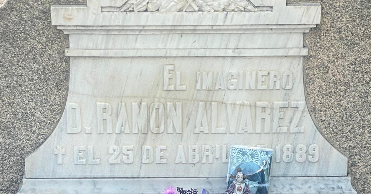 Flores para Ramón Álvarez, el 'padre' de la Semana Santa zamorana