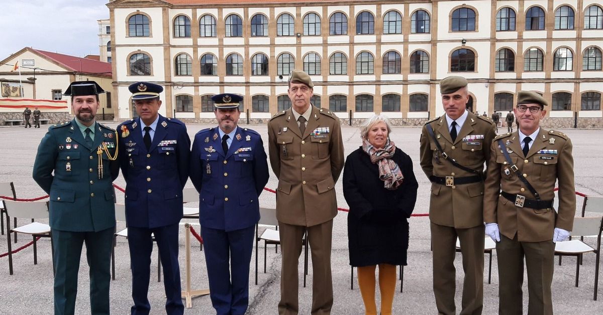 El teniente coronel D. Luis Fernando Núñez Allué toma posesión del ...