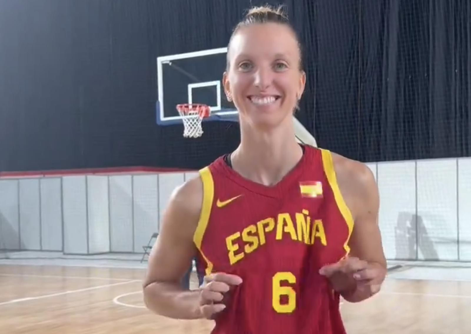 Laura Gil se vuelve a alzar como pieza clave en la victoria de la ...