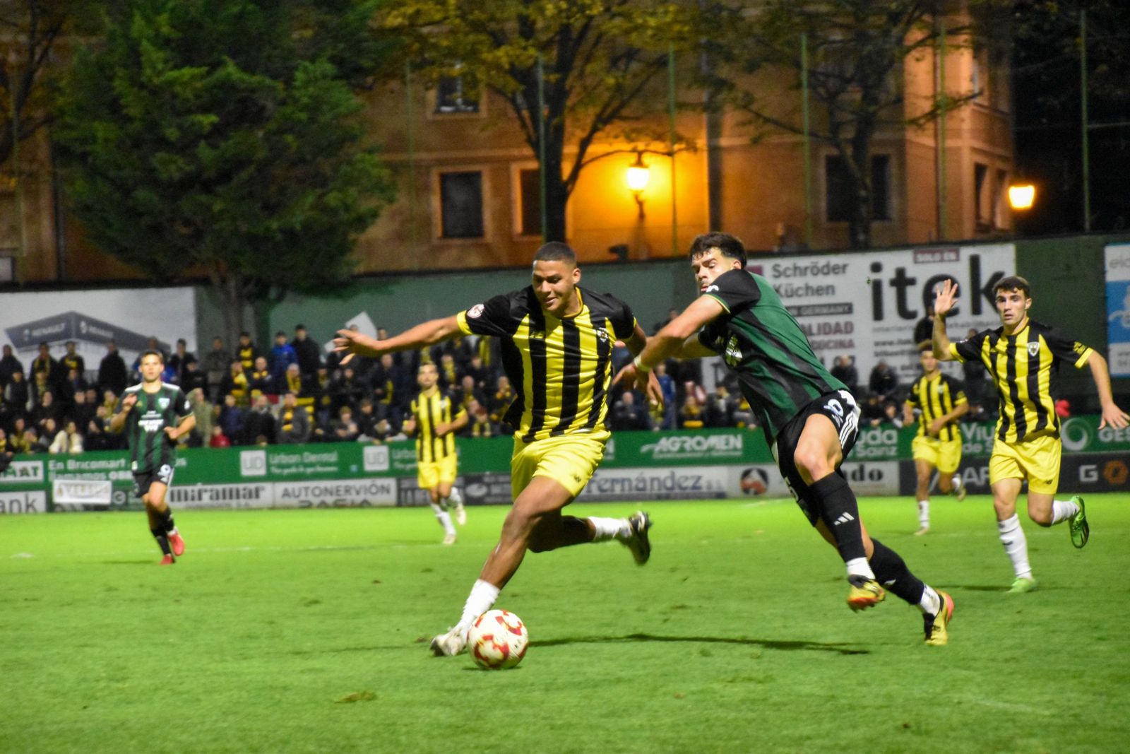 Maroan, la gran irrupción en la Primera RFEF, llega al Reina Sofía