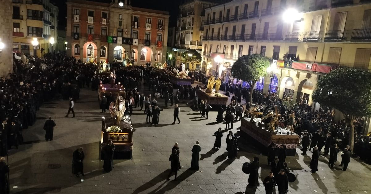 VÍDEO | Zamora implosiona en su madrugada mágica y sube al calvario