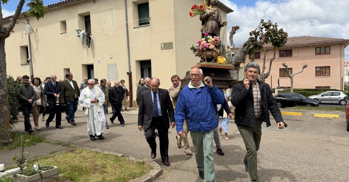 Guijuelo también saca en procesión a San Isidro Labrador
